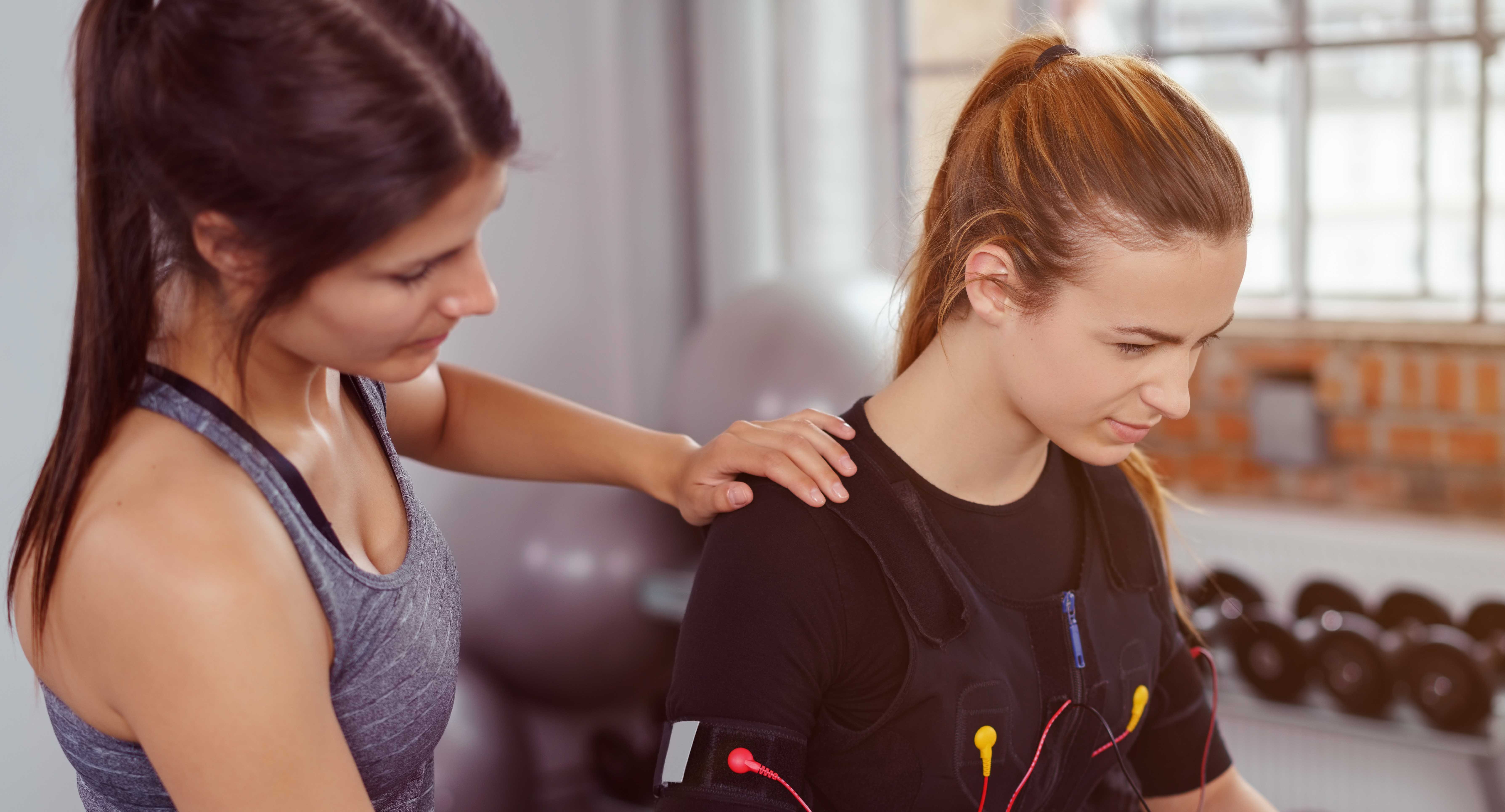 Wearable Soft Actuator-Sensor System for Muscle Assessment